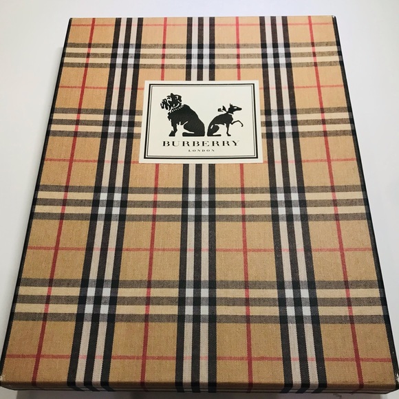 Burberry | Office | Burberry London Box Of 5 Card Set With Envelopes ...